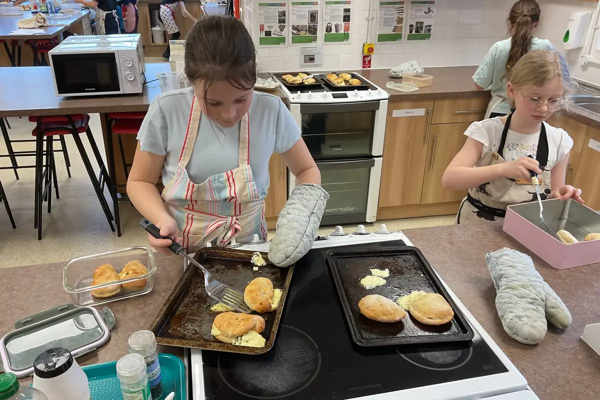 Year 6 pupils make calzone - Royal High School Bath
